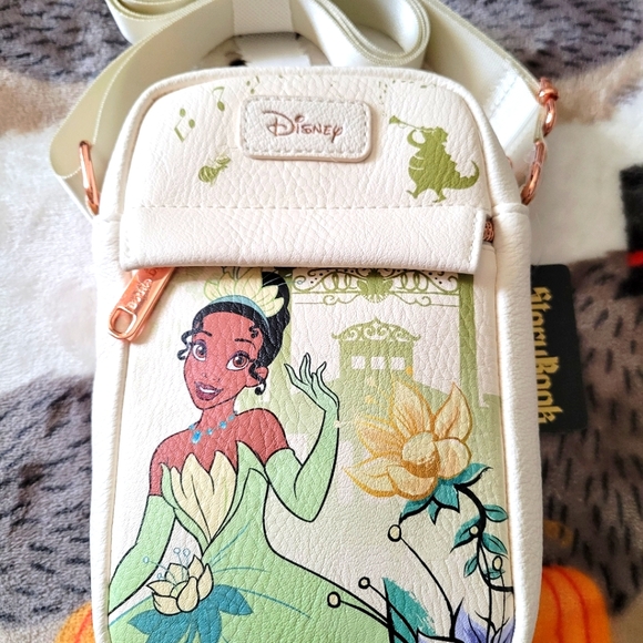 Disney | Bags | Disney Crossbody Bag | Poshmark